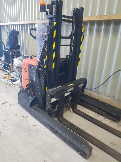 TOYOTA/BT PEDESTRIAN REACH Stacker model SPE 120 XR £7,350.00 - PicClick UK
