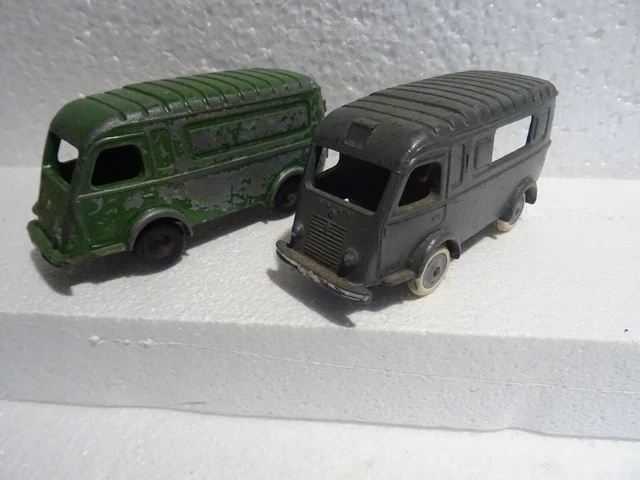 LOT VEHICULES CAMION Cij Fourgon Renault 1000 Kgs Avec Attache Arriere ...