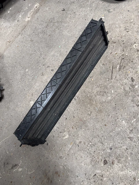 RENAULT CLIO MK4 Captur Radiator Vents Shutter Grille Genuine ...