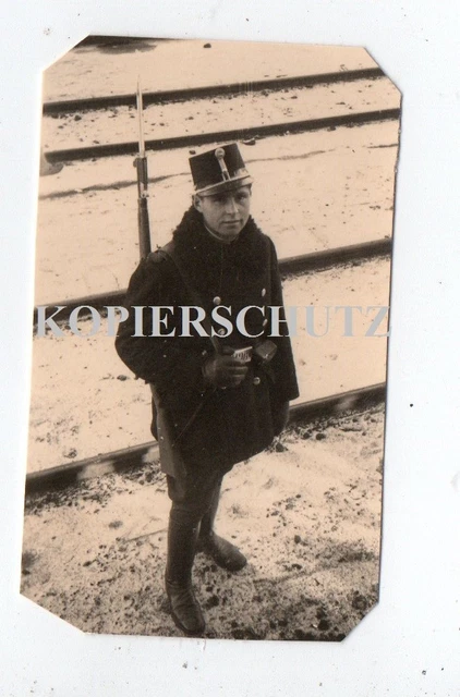 J28 - UNGARN Kamerad Polizei Polizist Zoll Grenzer? Uniform Gewehr ...