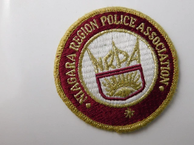 NIAGARA REGION POLICE Association Vintage Patch Shoulder Crest Ontario ...