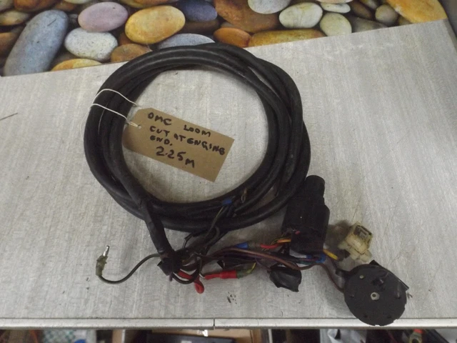 JOHNSON/EVINRUDE OUTBOARD WIRING loom engine to control. 8 wires 2.25 m ...