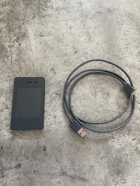 LIGHT PHONE 2 international £104.00 - PicClick UK