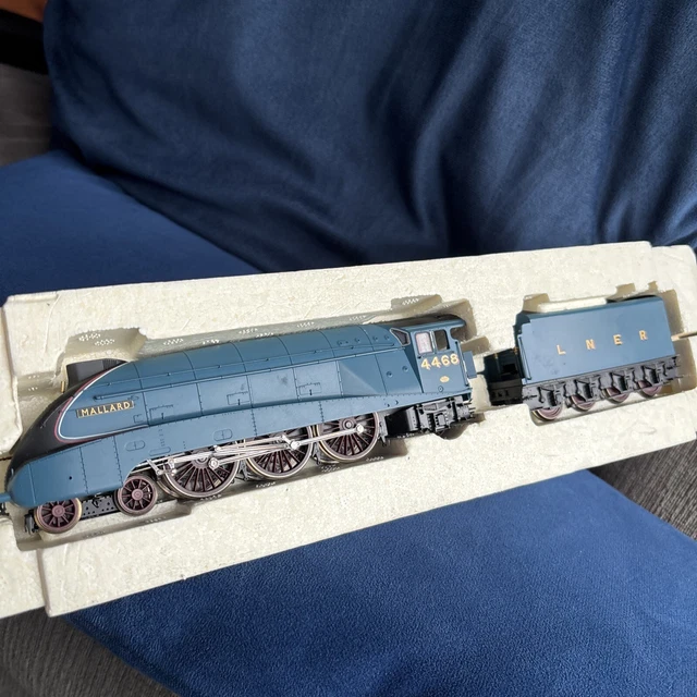 HORNBY,R2339, LNER 4-6-2 A4,MALLARD,oo Gauge Steam Locomotive,boxed ...