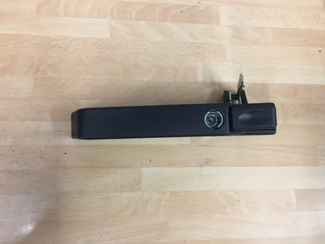 LAND ROVER DEFENDER L/H Front Push Button Door Handle MXC7651 £15.50 ...