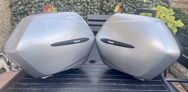 OEM YAMAHA FJR1300 2001-12 GENUINE REAR PANNIER LUGGAGE BOXES PAIR Fjr ...