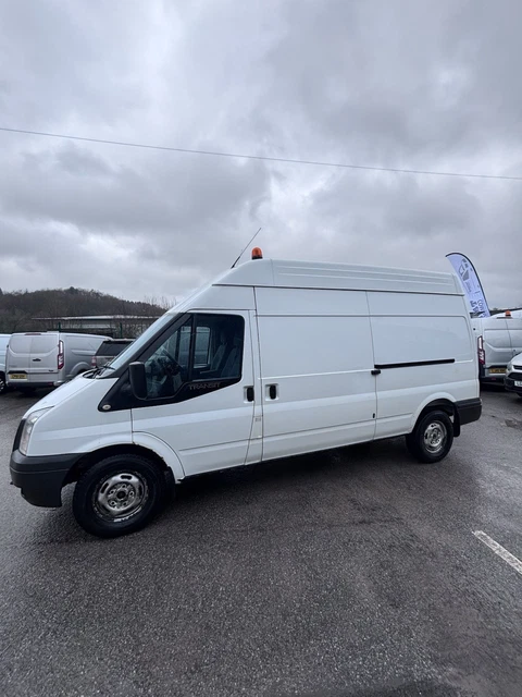 FORD TRANSIT 350 Rwd/ Inverter/250V/Night Heater 122K Miles £4,995.00 ...