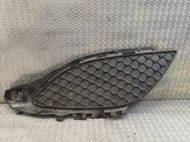 MERCEDES W176 AVANT Pare-Choc Inférieur Grille Droit Classe A ...