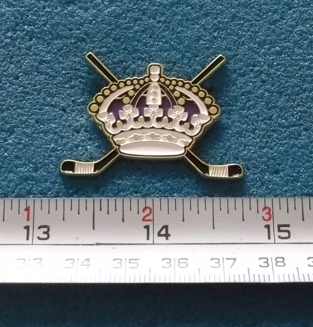 LOS ANGELES JR. Kings Quebec Minor Hockey Pee Wee Tournament Pin ...