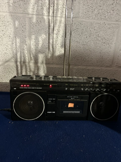 ROBERTS PORTABLE RADIO Cassette Player Model RSR-50 £20.00 - PicClick UK