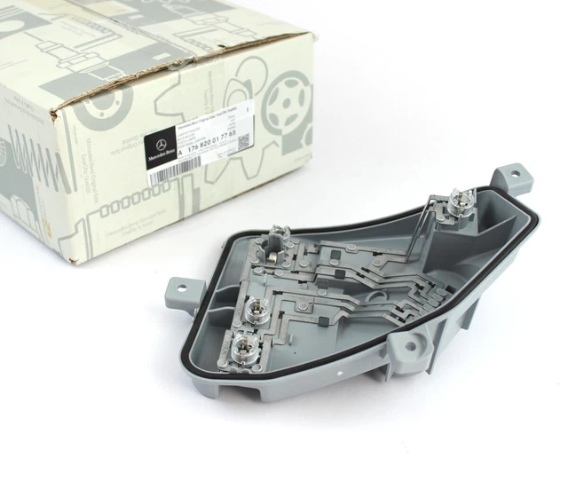 MERCEDES-BENZ W176 A-CLASS lamp carrier socket rear left taillight £31. ...