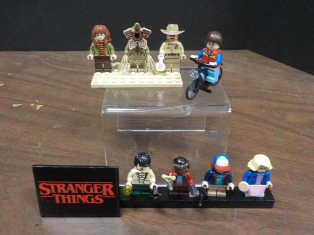 C0104 LEGO STRANGER Things Cast Full-Set Mini-Figures 8pc. Lot $179.99 ...