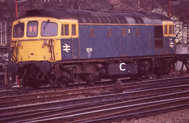 35MM SLIDE BRITISH Railway Br Diesel Class 33 - 33119 Woking 1988 £3.49 ...