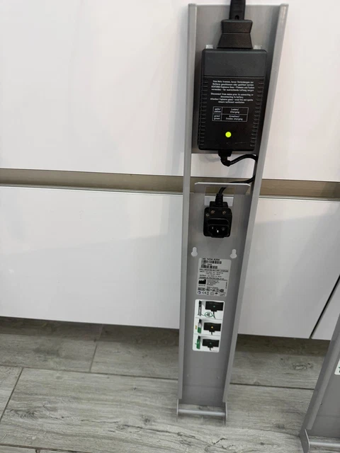 NEW GENUINE ARJO NDA8200 Wall Charger 24V/DC/Arjohuntleigh NDA8200 ...