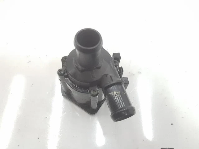 8K0819147A WATER PUMP for PORSCHE MACAN 2014 8K0819025AB 2146868 £53.53 ...