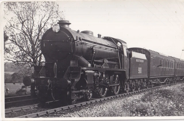 SOUTHERN RAILWAY LOCOMOTIVE No 900 Eton Rp Photo £1.17 - PicClick UK