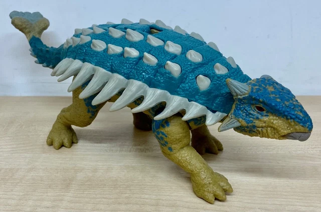 JURASSIC WORLD: CAMP Cretaceous - Ankylosaurus Bumpy dinosaur action ...