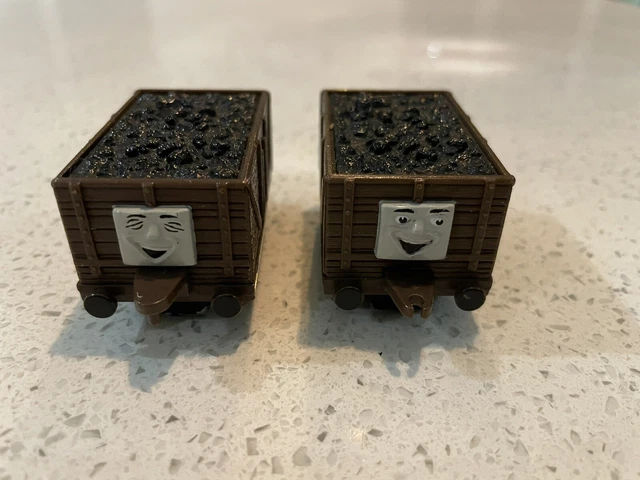 ERTL THOMAS THE Tank Engine & Friends Train - BROWN TROUBLESOME TRUCKS ...