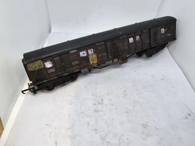 TRIANG OO SCALE R226 Sr Utility Bogie Van. Repainted. Later Couplings £ ...