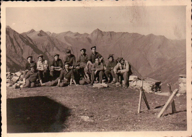 FOTO MILITARI ITALIANI Alpini In Foto Di Gruppo Sulla Montagna 1951 ...