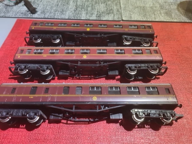 HORNBY VINTAGE LMS Maroon Coaches X 3 £14.76 - PicClick UK