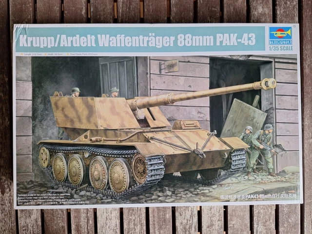 WAFFENTRAEGER PAK 43 8,8cm Steyr/Krupp | Trumpeter | Nr. 01587 | 1:35 ...