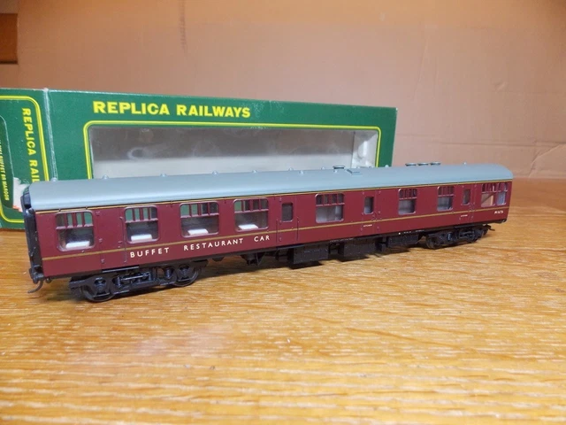REPLICA BR MK 1 BUFFET/RESTAURANT COACH No M1676 in BR Red Livery. OO ...
