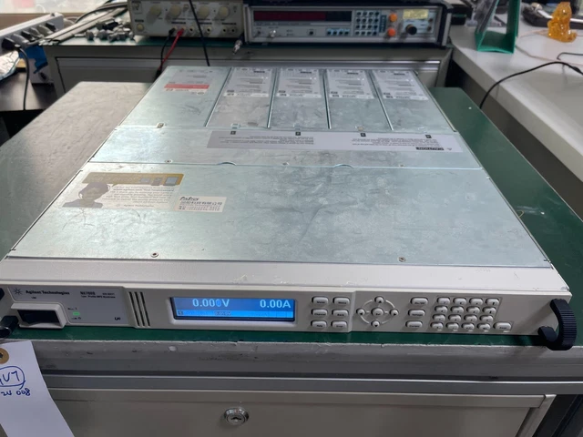 AGILENT N6700B LOW-PROFILE MPS Mainframe 400 WATT , w/ N6731B x 4pcs ...