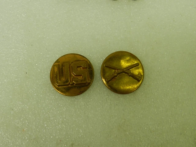 WW2 US ARMY Enlisted Infantry & U.S. Brass Collar Disc Insignia Pins ...