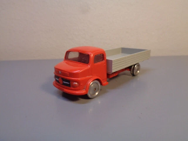 LEGO DANIMARCA VINTAGE Anni '60 Mercedes Benz Truck Ho Articolo Molto ...