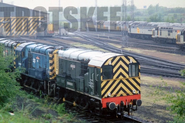 35MM SLIDE BR British Rail Diesel Shunter Class 08 08691/880 1994 Tinsley Orig £4.98 - PicClick UK