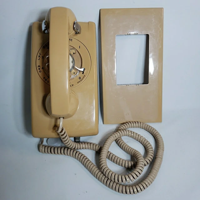 VTG BELL SYSTEM Western Electric Rotary Dial Wall Phone & Wall Plate ...