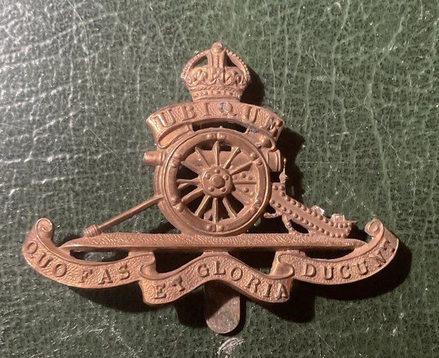 ROYAL ARTILLARY - Ubique - British Military Regiment Cap Badge - C507 £ ...