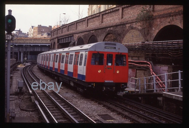 ORIGINAL 35MM SLIDE - London Underground 'C' stock on east service ...