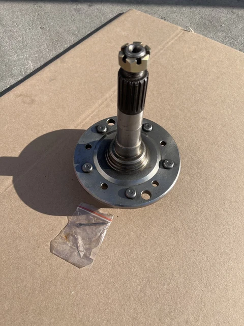 NEW 1965-1982 C2/C3 Corvette REAR Spindle Axle W/ Nuts, Studs & Cotter ...