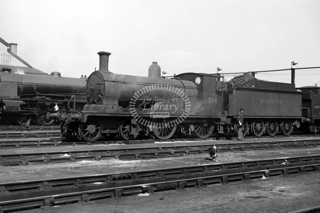 PHOTO BRITISH RAILWAYS Steam Locomotive SR 386 Class K10 at Nine Elms ...