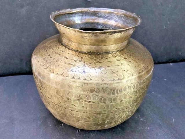 ANTIGUO ANTIGÜEDAD RARO Rico Pátina Grande Latón Martillado Cocina Olla ...