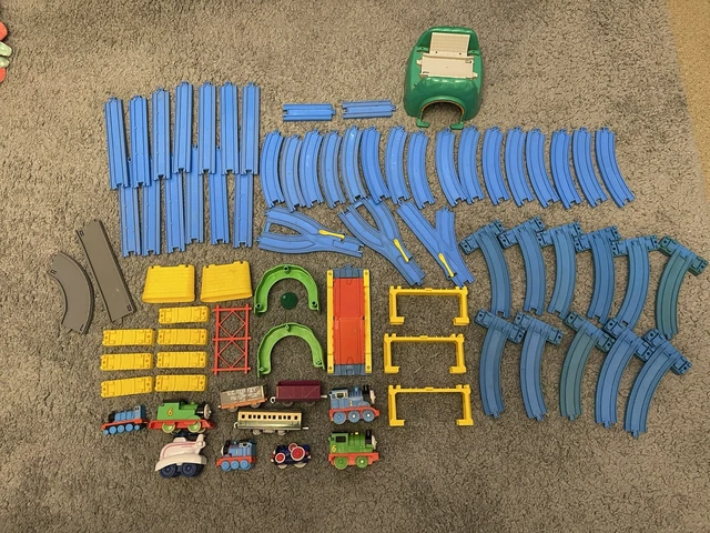 LARGE TOMY THOMAS The Tank Engine 1990s Track And Trains Bundle £25.00 ...