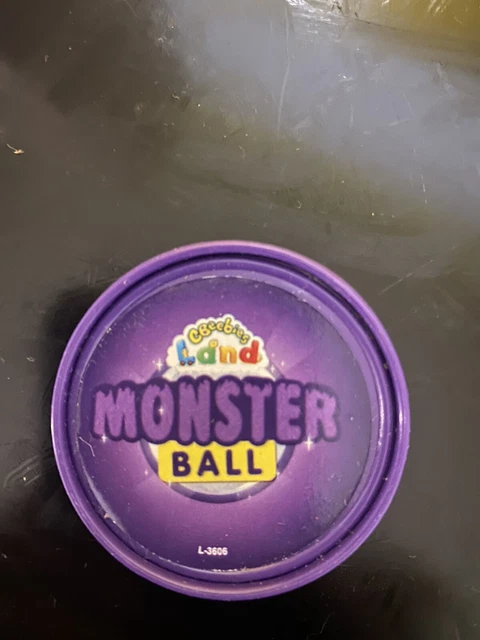 CBEEBIES LAND MONSTER ball Pop Badge Alton Towers £3.00 - PicClick UK