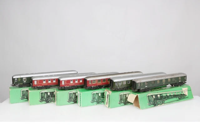 MÄRKLIN, H0, 4022, 4024, 4026, 6 alte D-Zug-Wagen der DB, bespielt, in OVP EUR 7,50 - PicClick DE