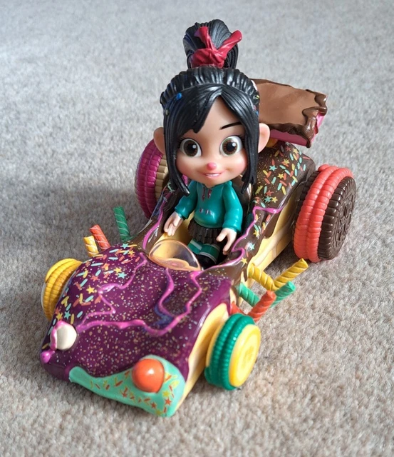 DISNEY PIXAR WRECK It Ralph Vanellope Von Schweetz Figure & Candy Kart ...