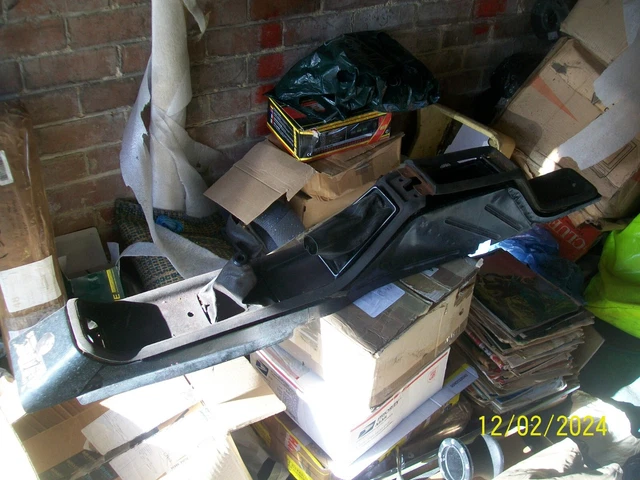 FORD CAPRI MK3 Long Centre Console Frame And Grey Plastic Hardware £50. ...