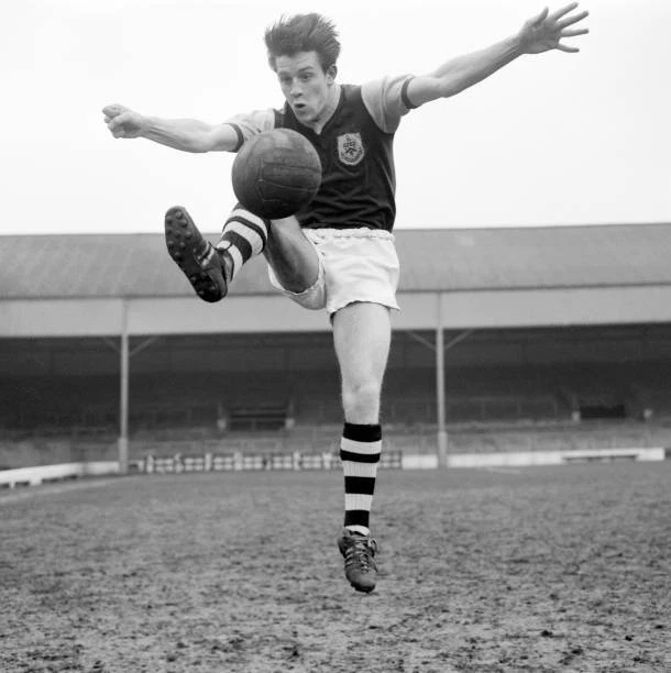 WILLIE IRVINE OF Burnley At Turf Moor In Burnley 1963 Old Football ...