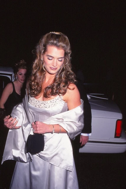 DIA BROOKE SHIELDS Celebrity Photo Agency 1997 formato KB fotografo P14 ...