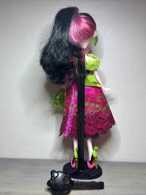 MONSTER HIGH DRACULAURA Snow Bite Scarily Ever After $135.00 - PicClick CA