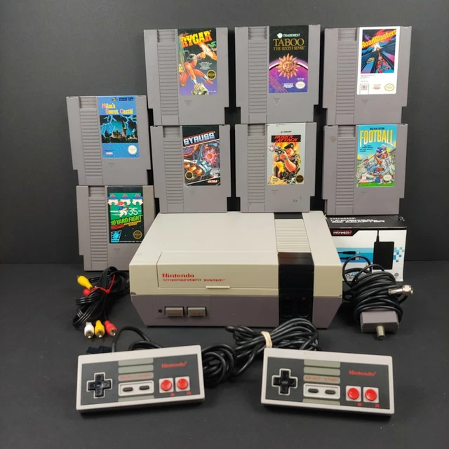 ORIGINAL NINTENDO NES System Lot Bundle Console, Controllers, 2Games, 2 ...