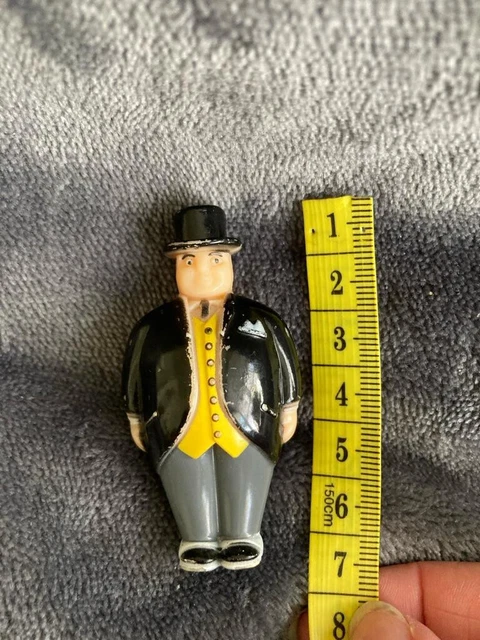 THOMAS THE TANK Engine Fat Controller Mini Figure 6cm Tall Collectible ...