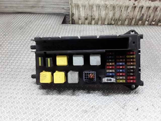 MERCEDES-BENZ SPRINTER W906 2011 Diesel Sicherungskasten A9065454301 ...