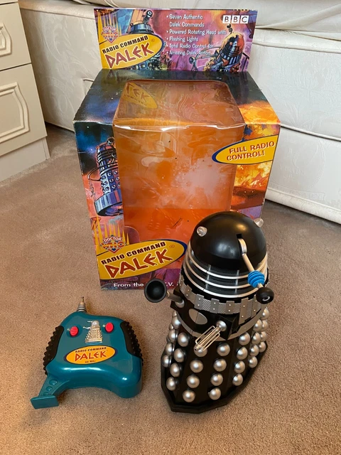 DOCTOR WHO CLASSIC 12" Remote Control Dalek-Silver/Black Boxed £35.00 ...