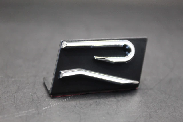 FRONT GRILLE R-LINE R Line Badge Stick-On White Chrome Silver Edges For ...